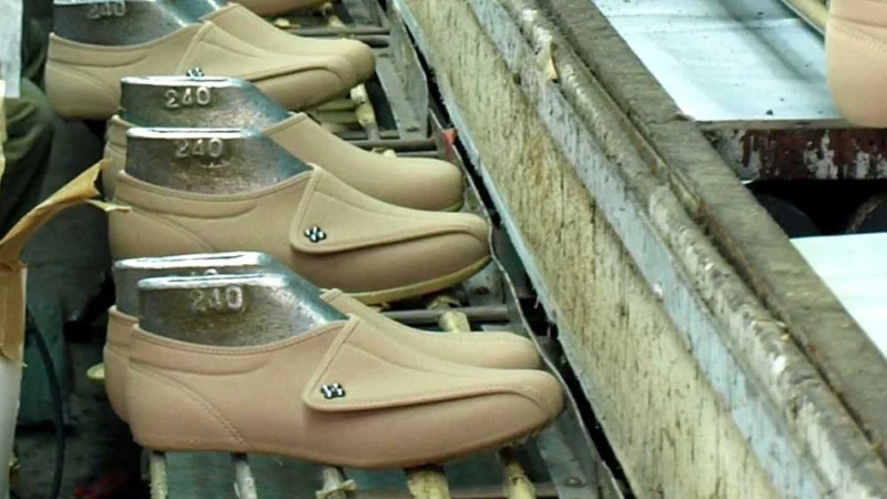 Asahi-Shoes-History-07 - MenDetails